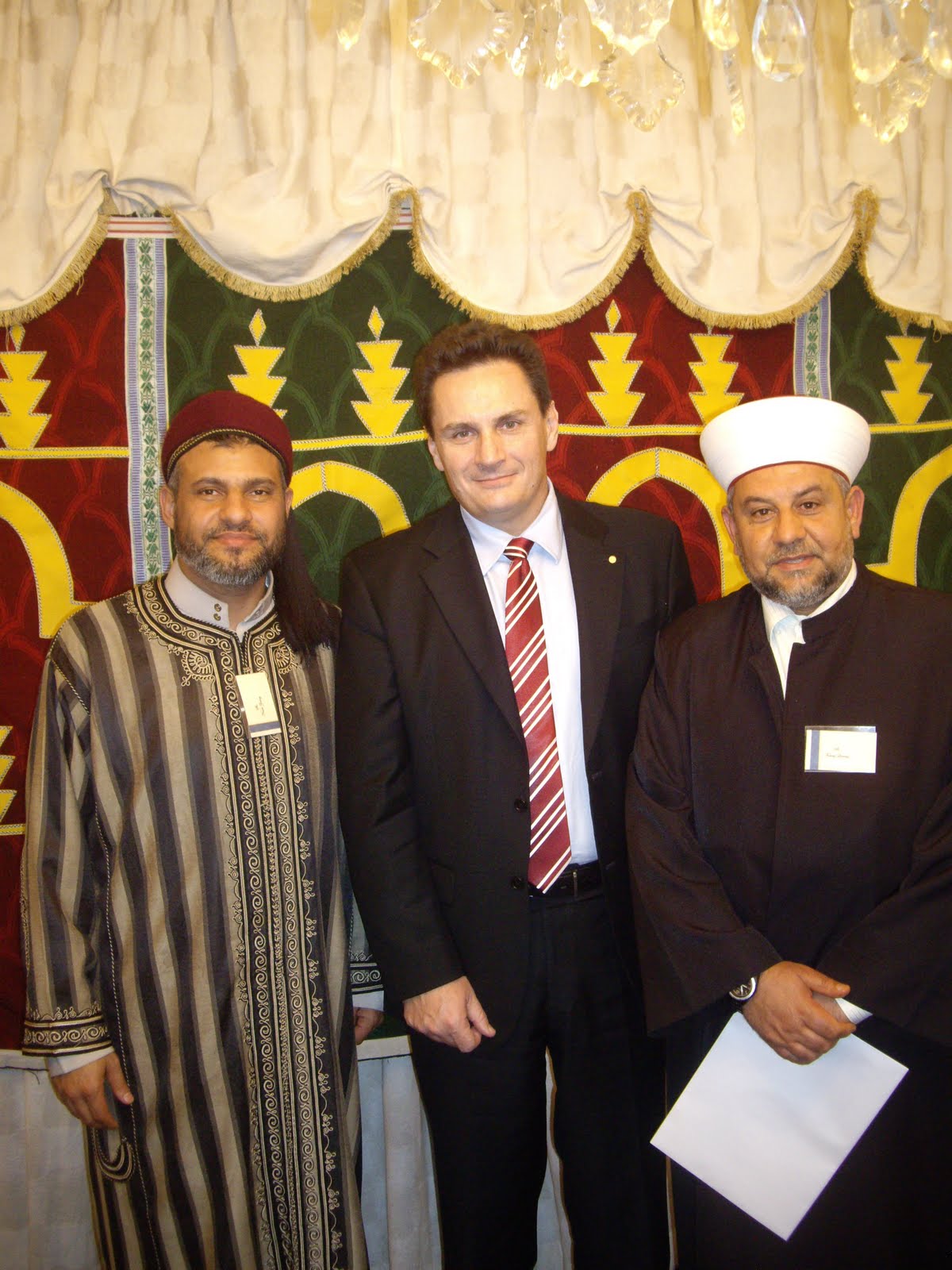 Islamic Friendship Association of Australia: Dinner Meeting between the ...