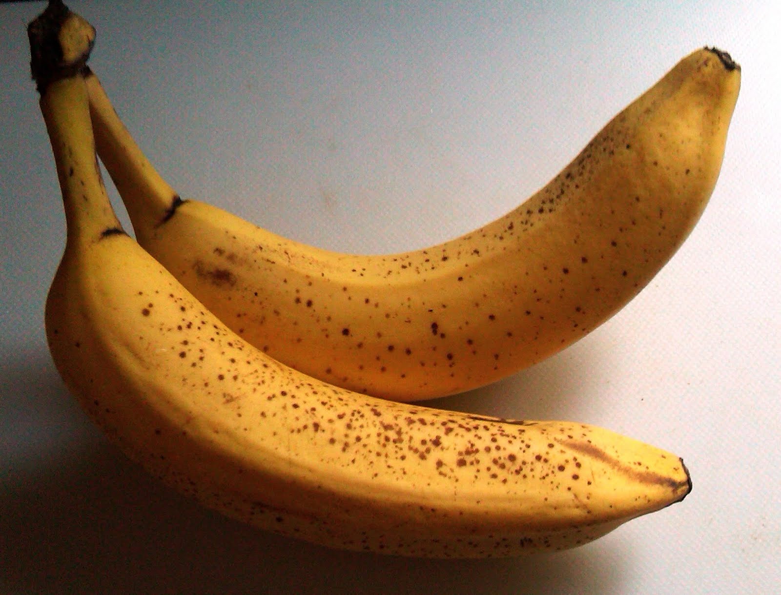 Feed a Happy Life: Cut-and-Come-Again Cake: Part 2 - Low Fat Banana Cake..