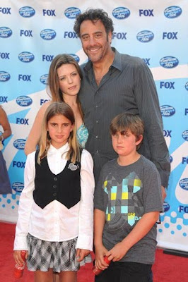 KRIS ALLEN NAMED AMERICAN IDOL WINNER