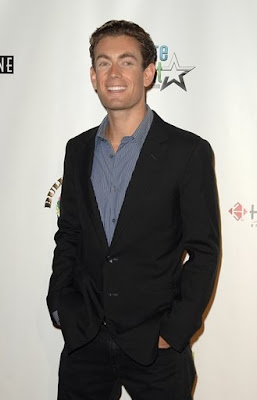 THE STARS COME OUT FOR WORLD PEACE DAY