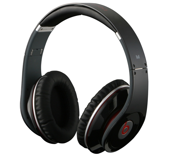 Monster Beats by Dre Studio | Monster In Ear