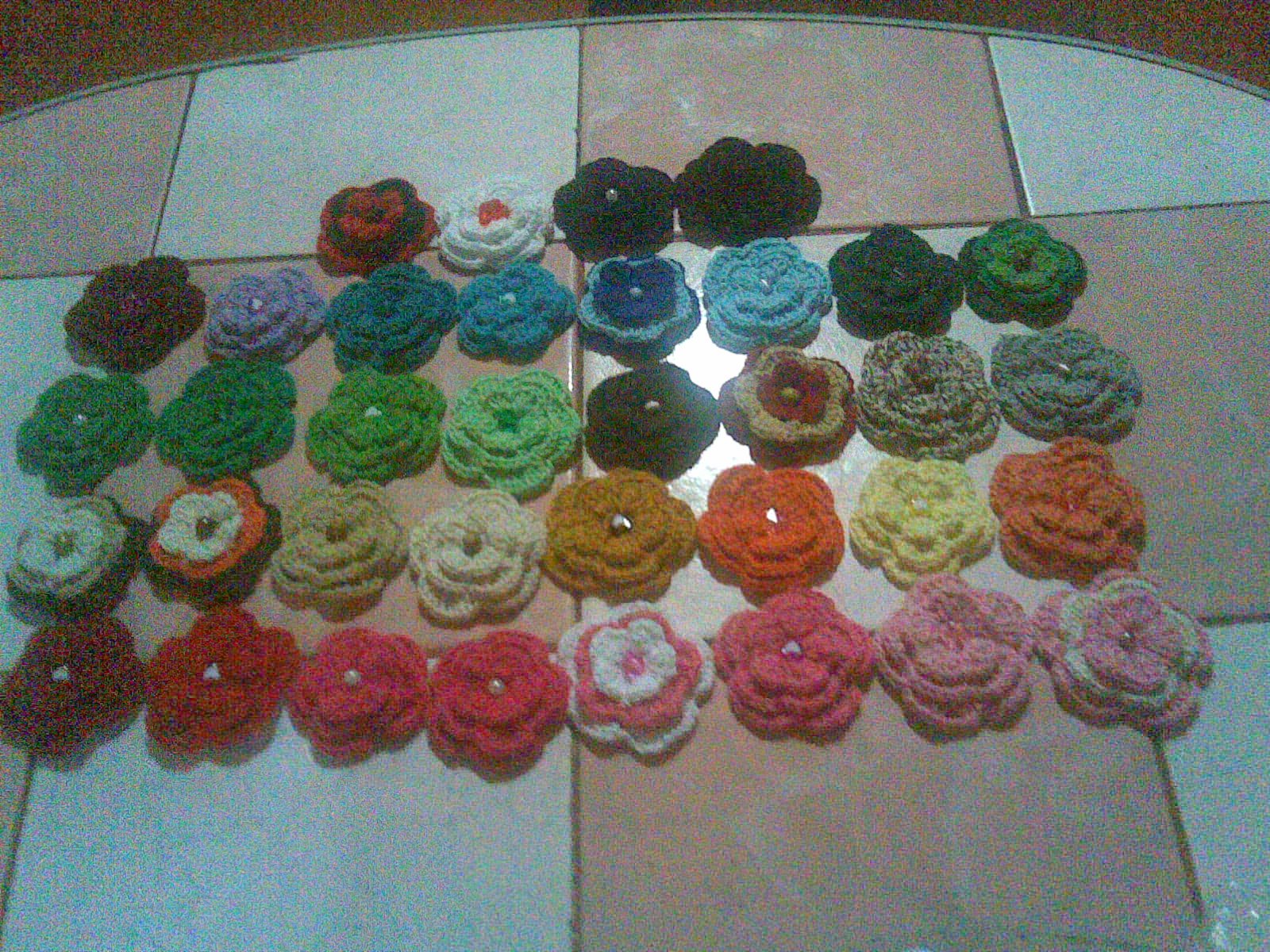 CLUB VENEZUELA ARTESANAL: CINTILLOS Y FLORES