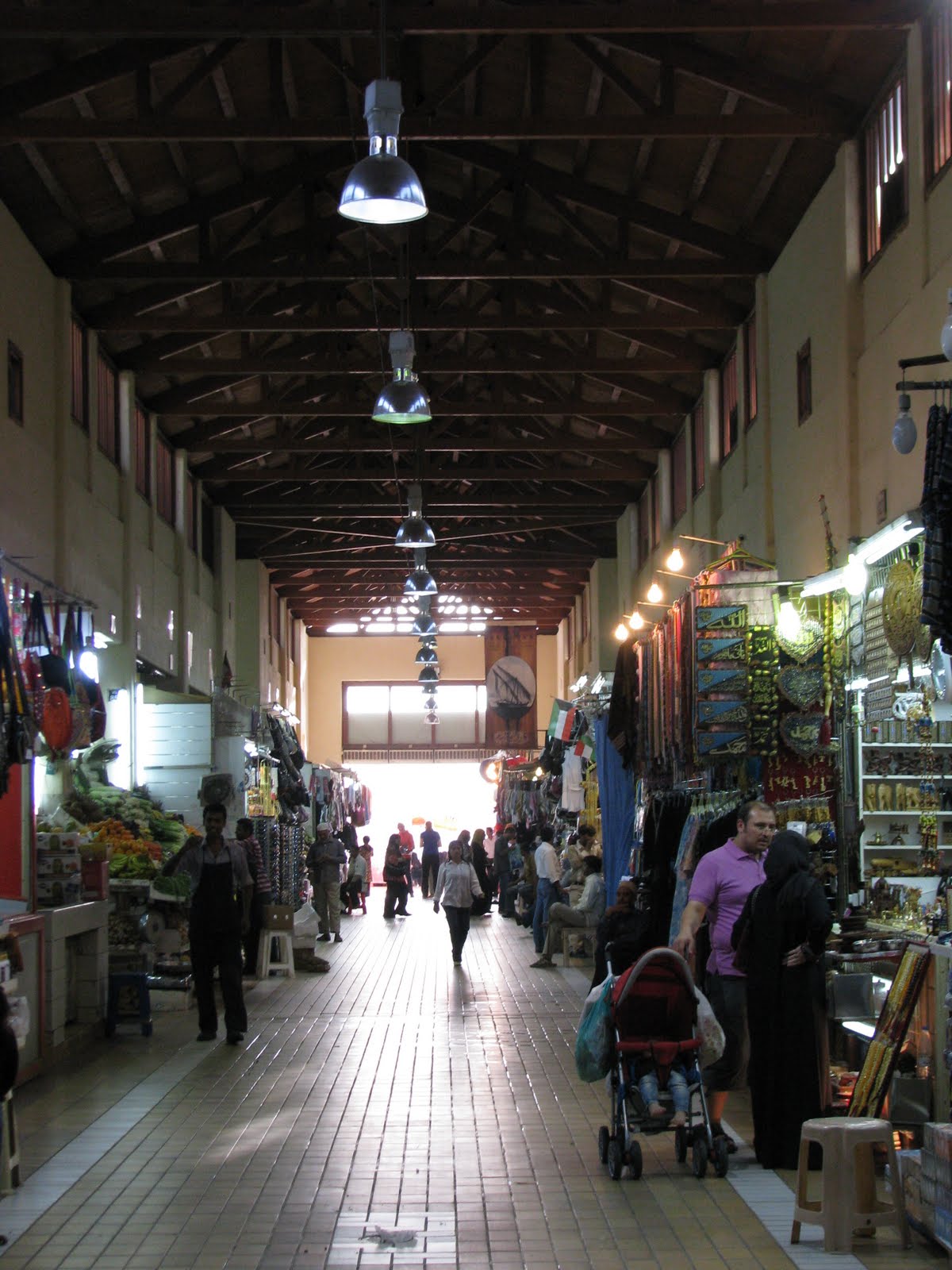 Life in Kuwait Blog: Souk Mubarakiya