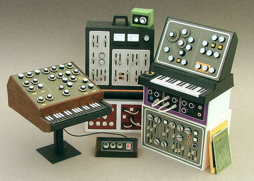 Dioramas and Clever Things: Dan McPharlin's Miniature Retro Synths
