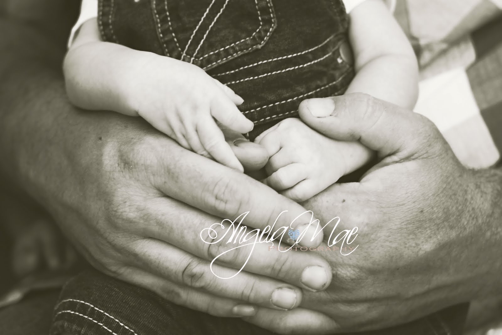 Angela Mae Photography