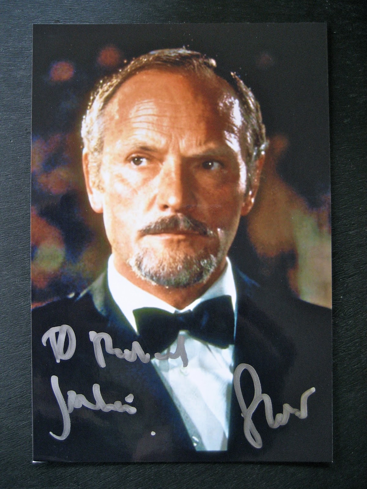 James Bond Collectibles: Autograph: Julian Glover