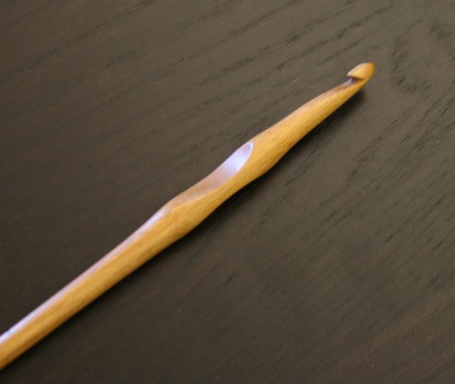 twist: Beautiful Wood Hooks