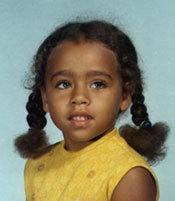 Sarah Laurence: The Girl Who Fell From the Sky by Heidi Durrow: review ...