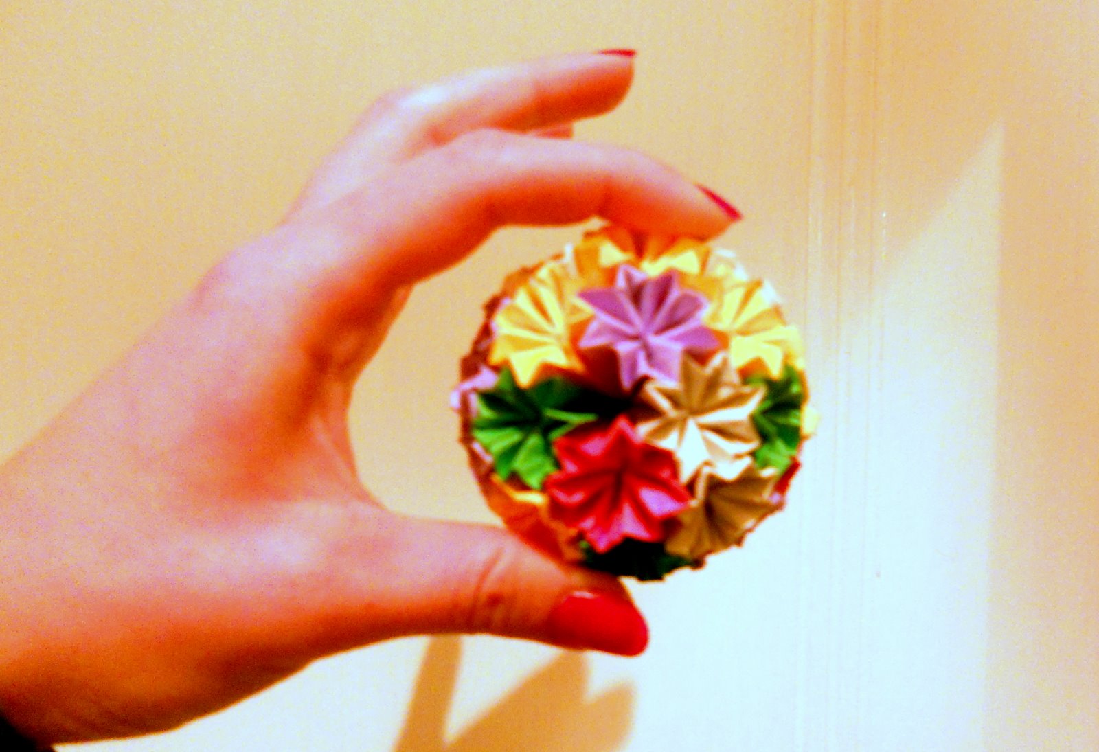Pleasure in creation: Traditional Japanese kusudama