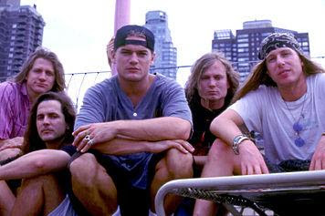 Rock you till end: Ugly Kid Joe