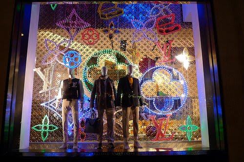 Louis Vuitton Windows |In LVoe with Louis Vuitton