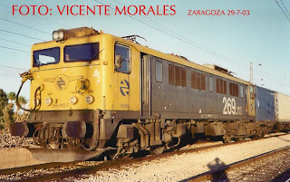 TRENES DE RENFE: LOCOMOTORAS DE LA SERIE 269