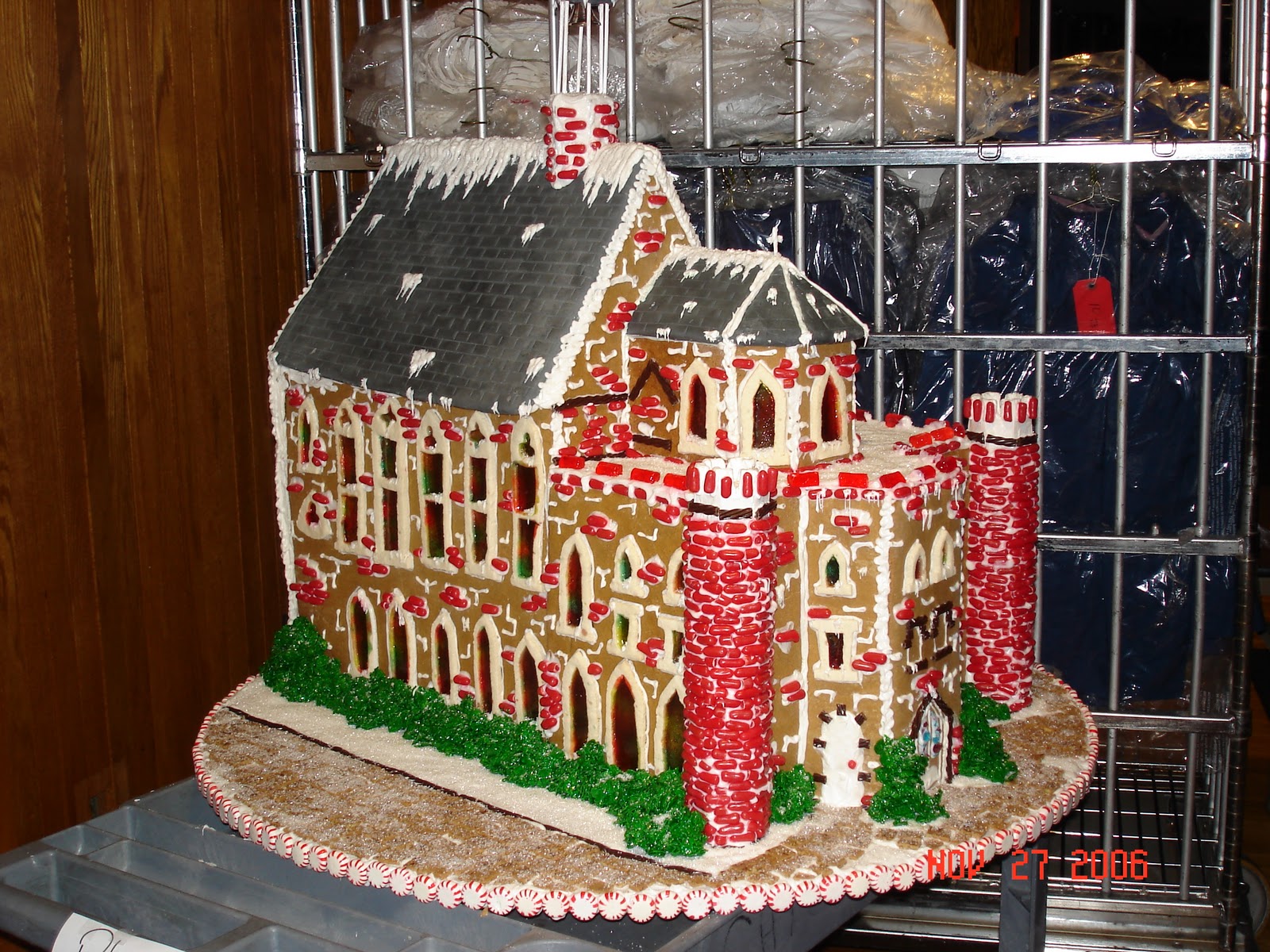 bipolar baking: Gingerbread Tiles: A New Spin On An Old Classic