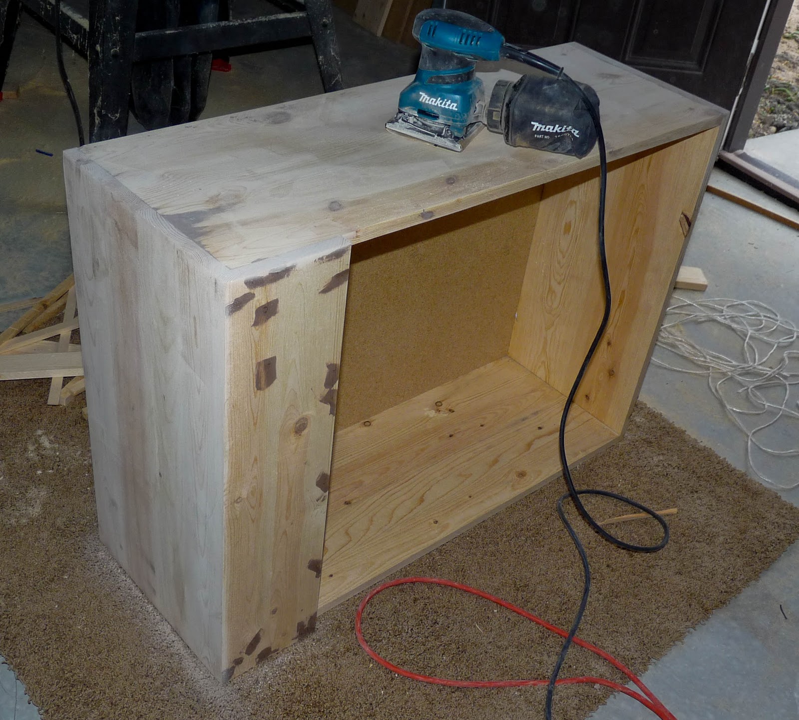Dwarf Reef: DIY ADA Style Cabinet