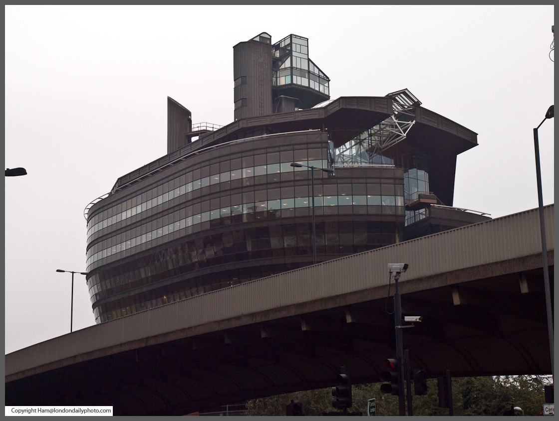 London Daily Photo: October 2010