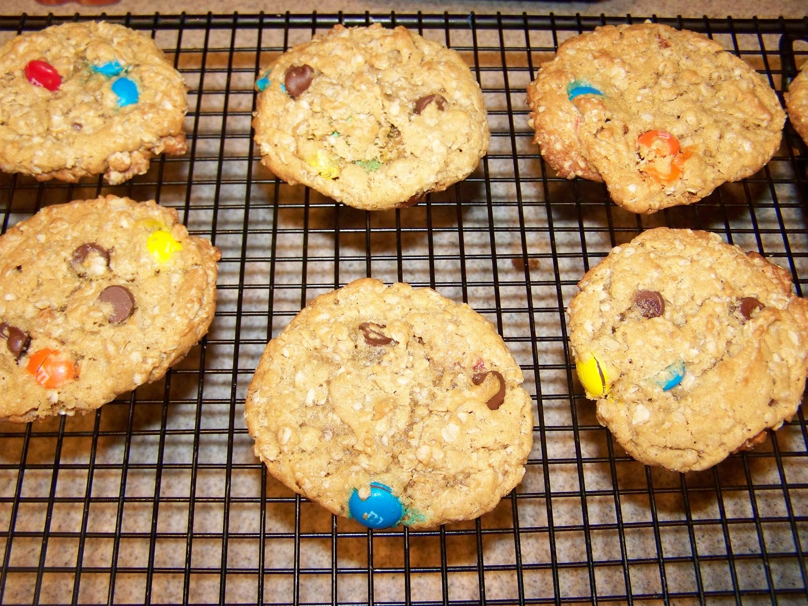 3 kids and lots of pigs: welcome to my pig pen: Cookies and more ...