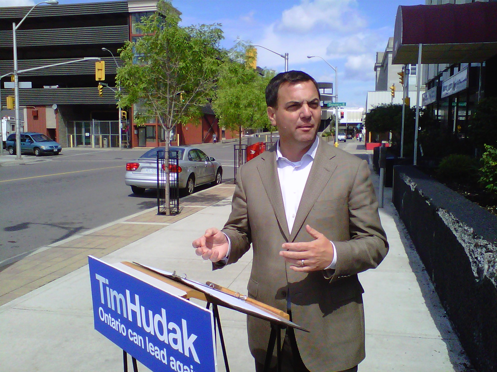 Magic 99.9 News: Aug 13, 2010