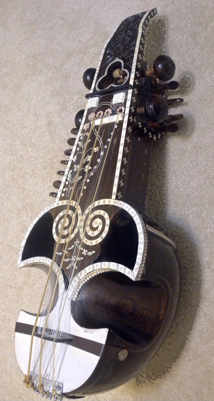 Sikh Instruments: Saranda - The Blessing of the Soul