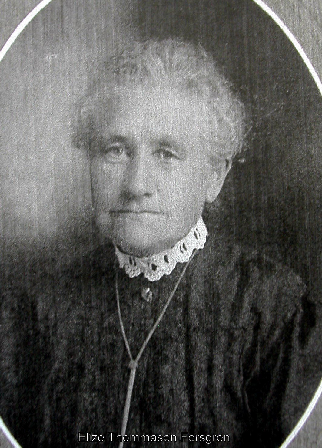 Elise Thompson's Instagram, Twitter & Facebook on IDCrawl