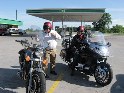 The Nobody Motorcycle Club: JOURNEY TO THE LIZARD