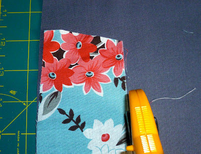 verykerryberry: Free Cut Floating Bricks Quilt Block Tutorial