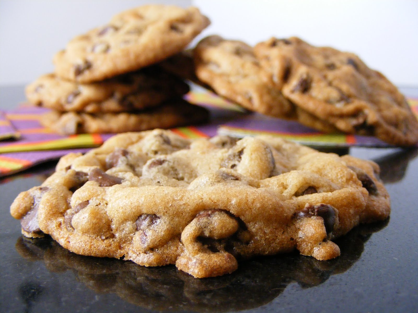 The Virtual Goody Plate: Chock-Full of Chocolate Chip Cookies