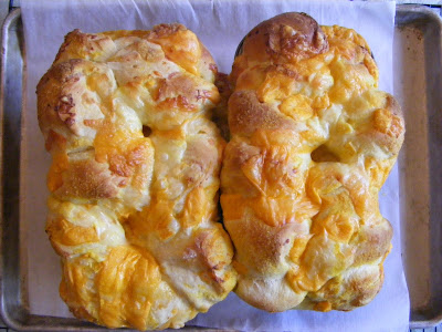 The Virtual Goody Plate: Chunky Cheese Bread