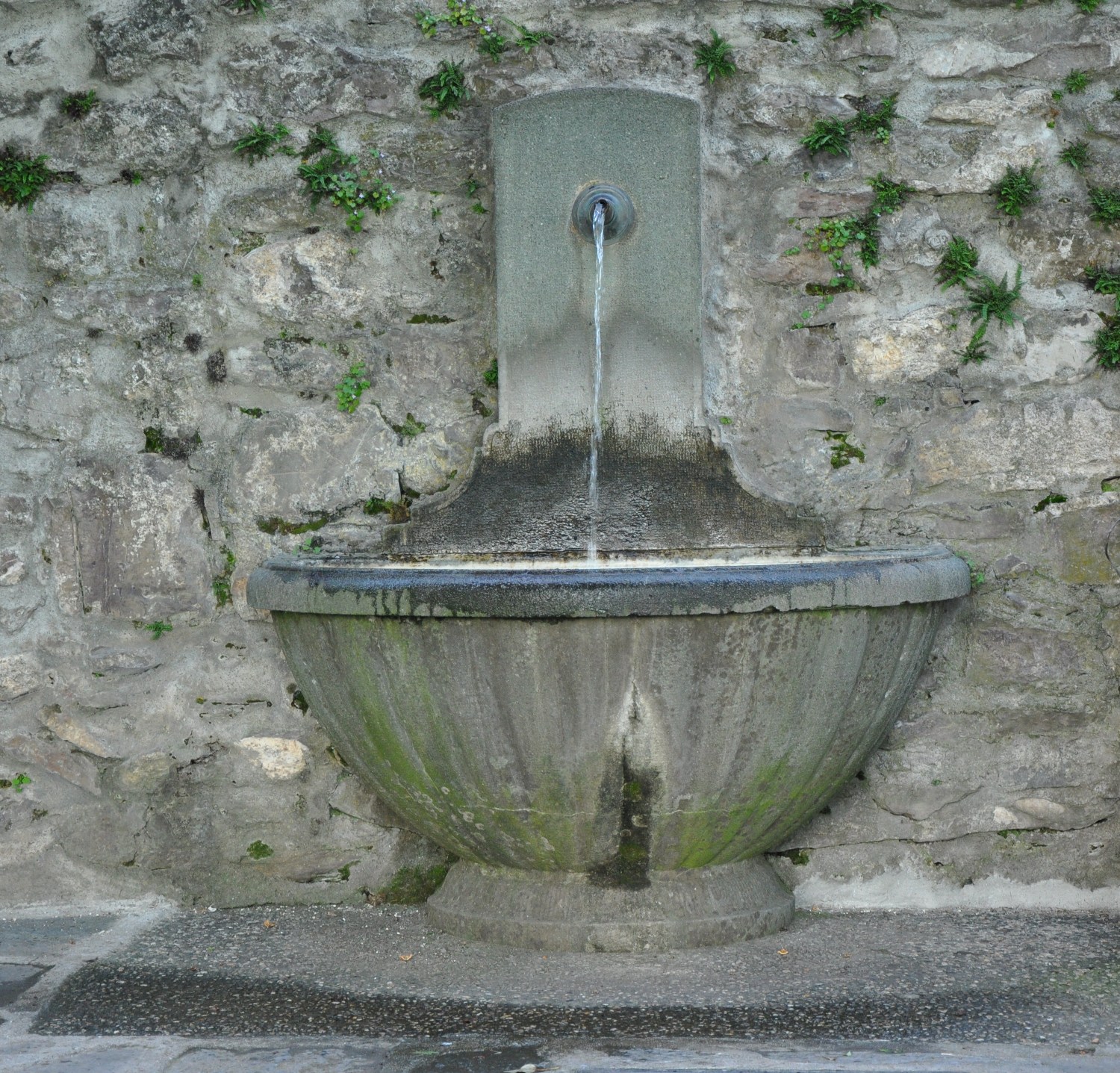 LE MAXIMUM: Fontaine - photo et fond d'écran gratuit