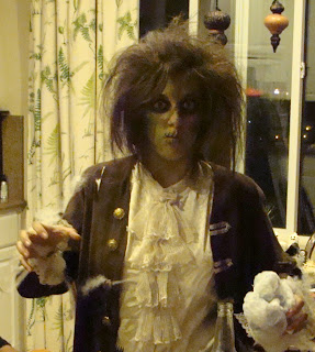 Vintage Seance: Me as Billy Butcherson