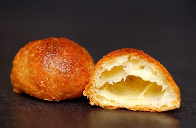 Lindaraxa: Alain Ducasse's Gougeres