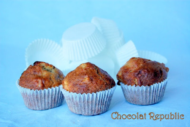 Chocolat Republic: Muffins de plátano y nectarina
