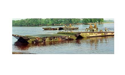 MILITARY BRIDGE OPERATIONS: Medium Floating Bridge (MFB) - Canadá