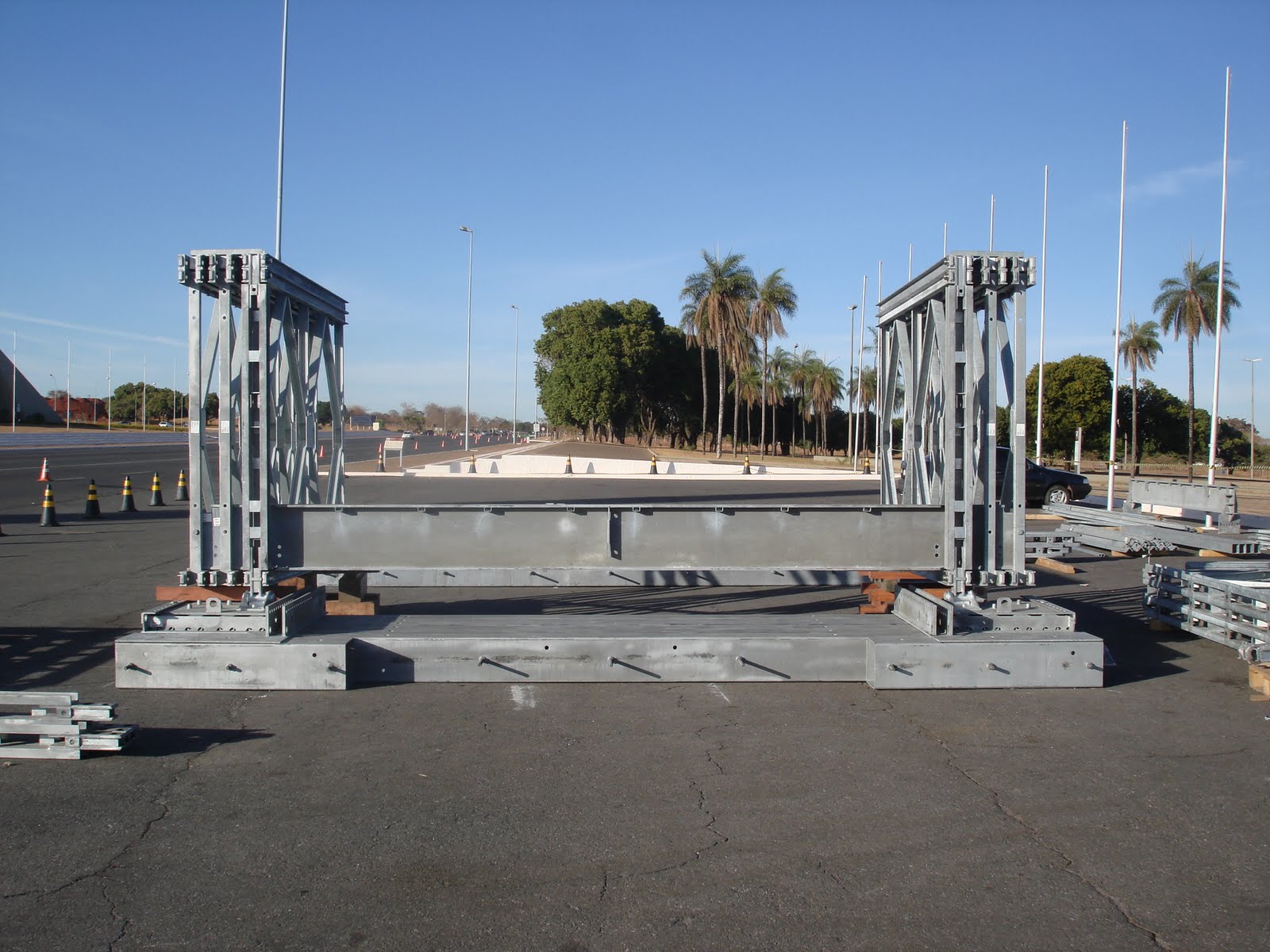 MILITARY BRIDGE OPERATIONS: Primeira Ponte Logistic Support Bridge é ...