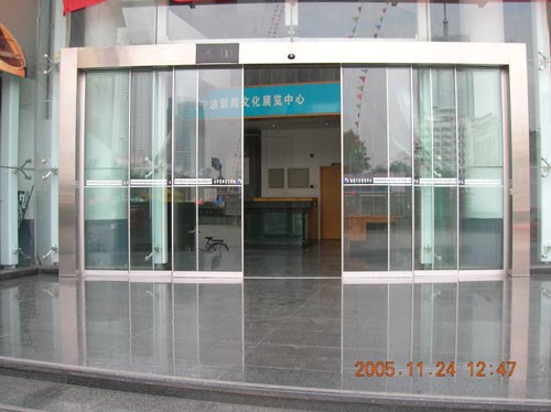 Susilawati : Pintu Geser Otomatis Dengan Sensor PIR