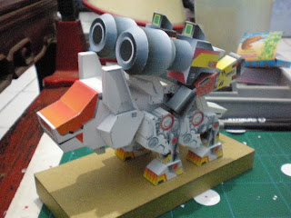 Kertas igo: Up Grade Zoids Command Wolf Chibi Paper Model