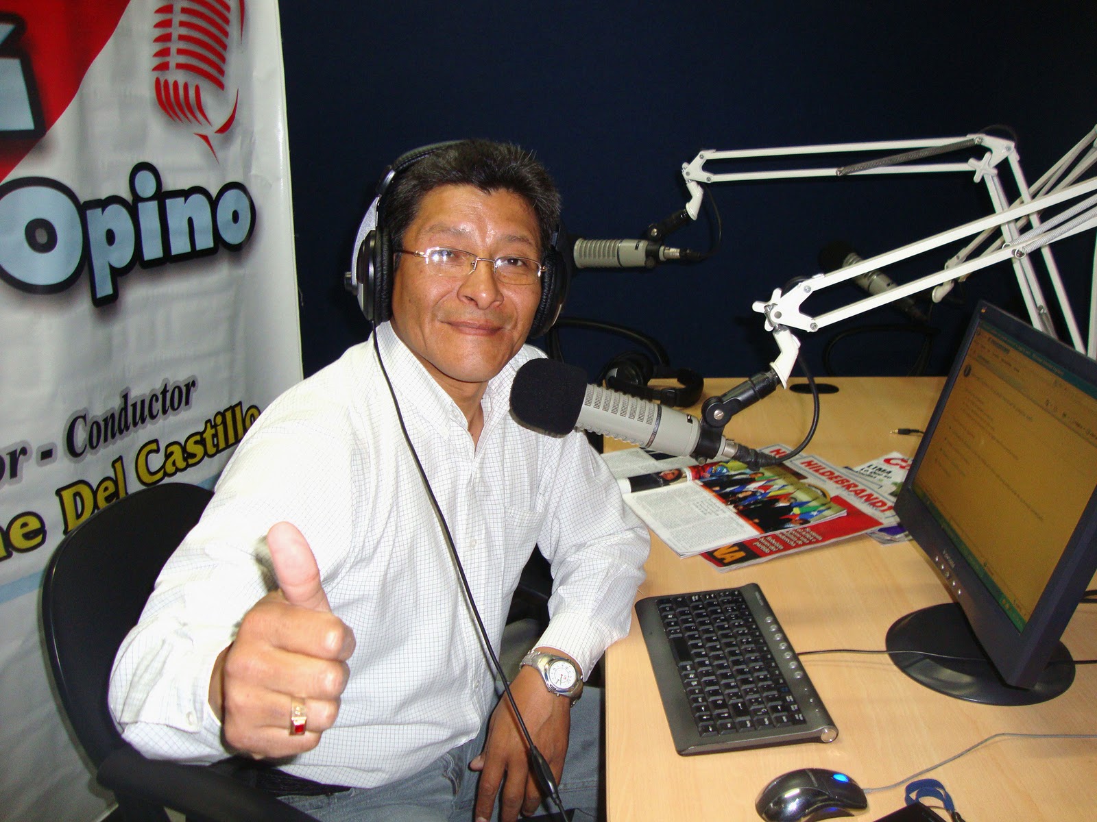 YSO: JAIME DEL CASTILLO JARAMILLO AL FRENTE DE SU PROGRAMA PERIODÍSTICO ...