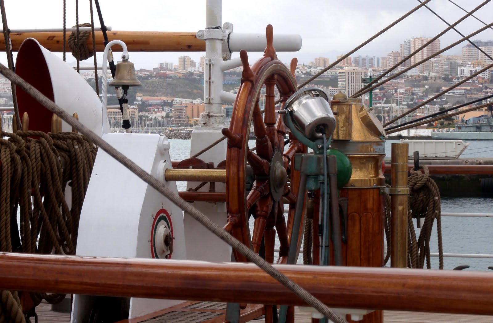 Turismo de Cruceros en Gran Canaria: El velero noruego Christian Radich ...