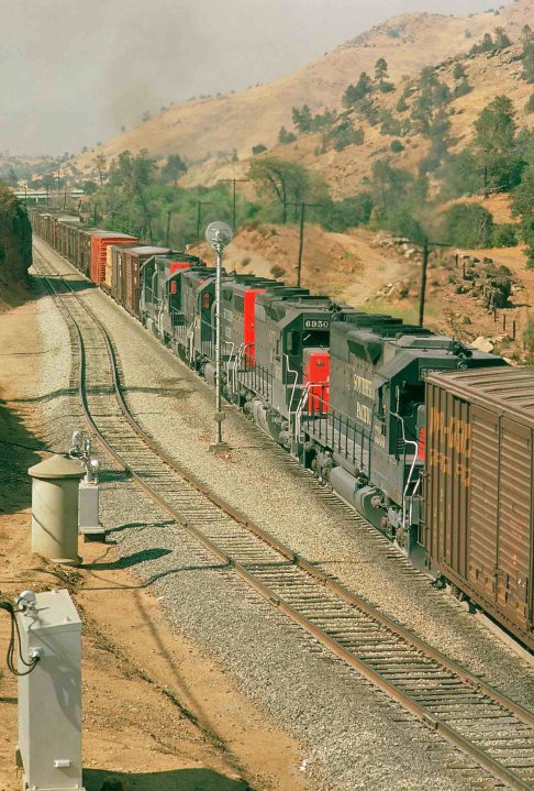 Southern Pacific Railroad: Helper Units