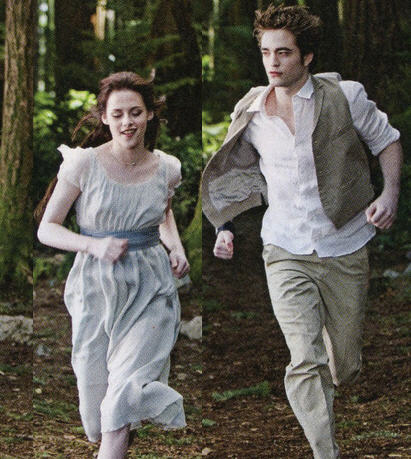 Edward And Bella In The Woods
