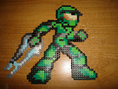 The Girl Gamer: Epic 8-Bit Art: Master Chief