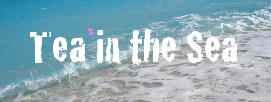 Tea in The Sea: How to Make A 1940's Inspired Anthropologie Apron