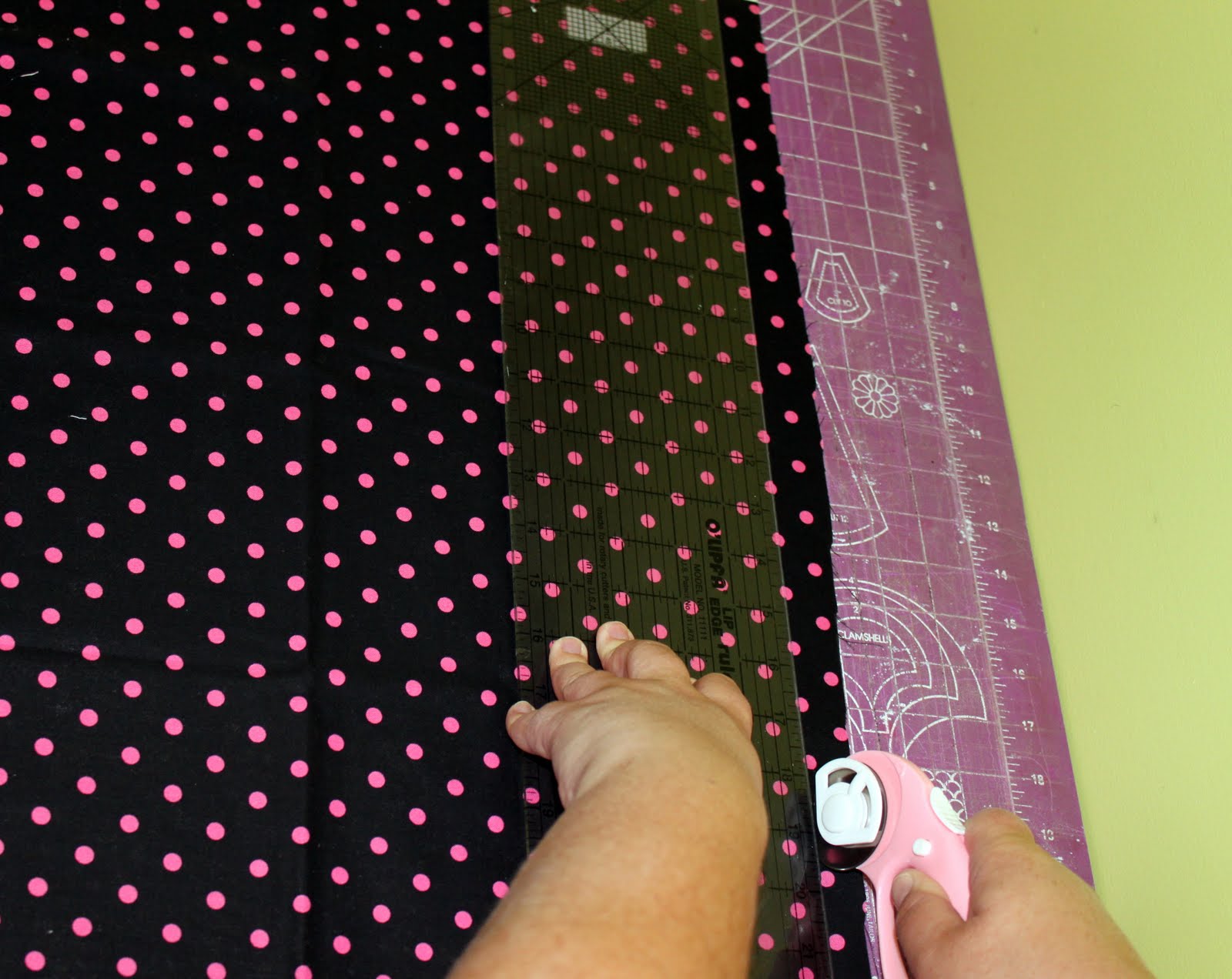 Pickup Some Creativity: Sewing 101 with Lynette, Using a Rotary Cutter