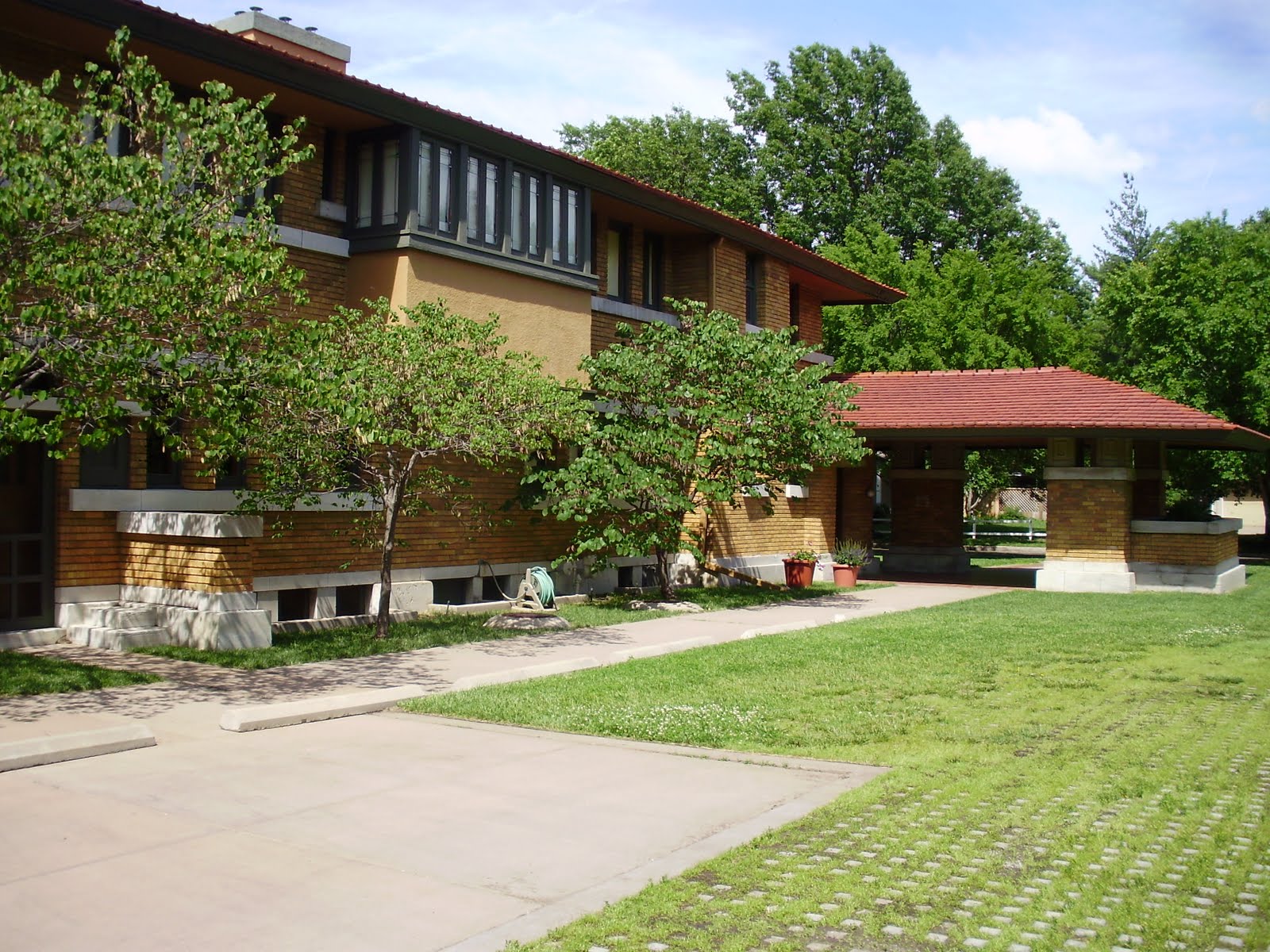 Life at 55 mph: The Allen Lambe House by Frank Lloyd Wright in Wichita ...