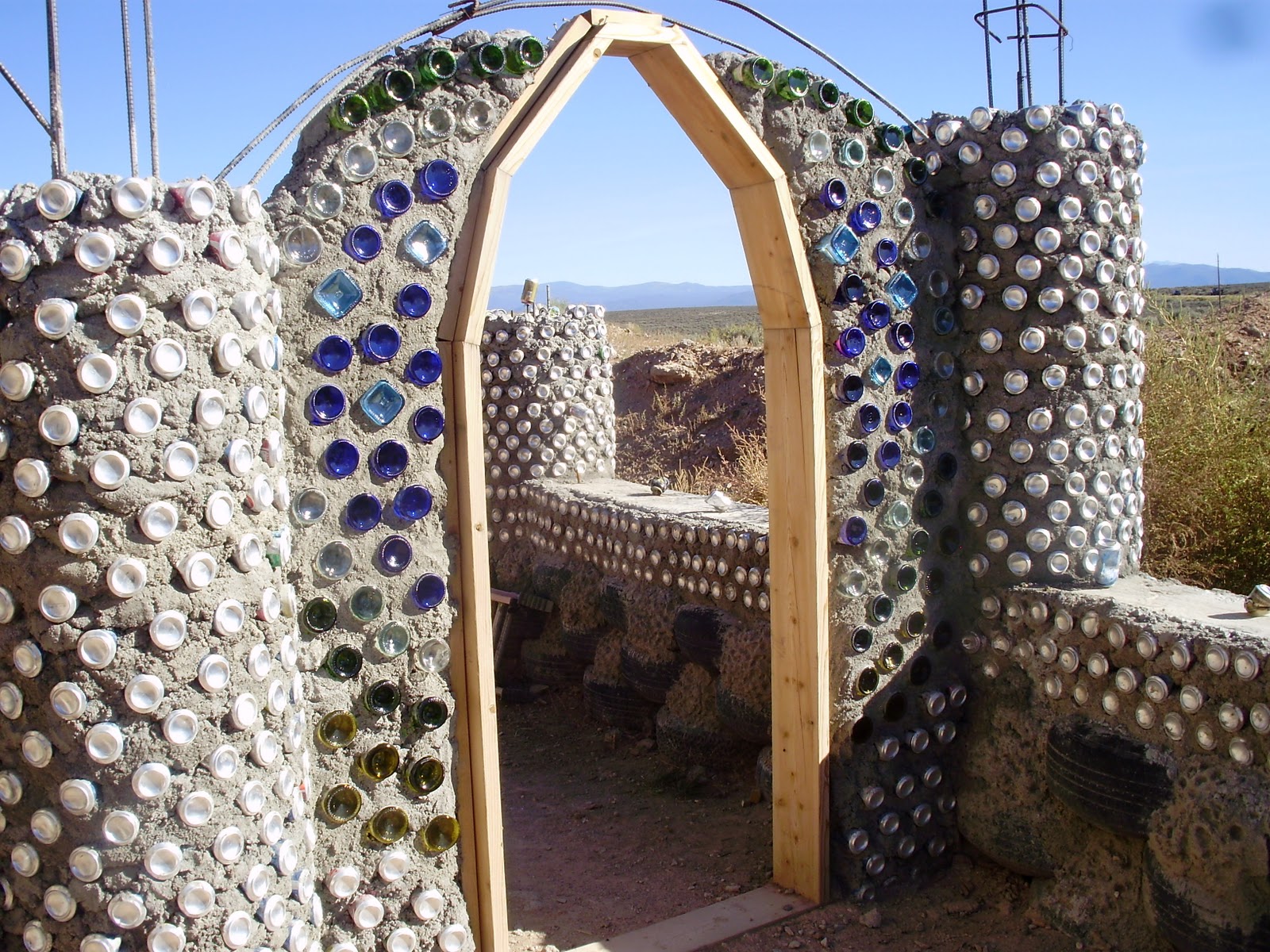 Life at 55 mph: Greater World Earthship Community in Taos, New Mexico ...