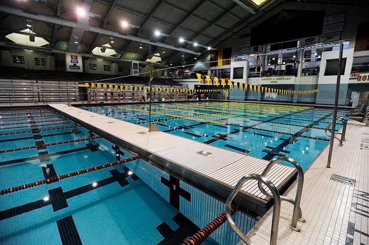 Manuel's Views: University of Minnesota Aquatic Center