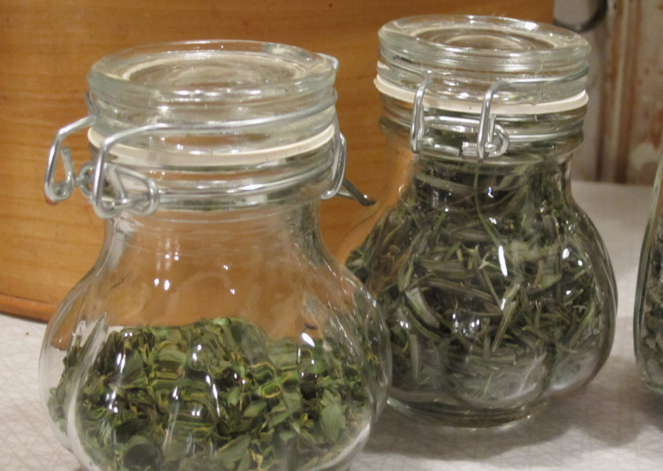 Fru Purjo fixar: Sommarminnen i små glasburkar...