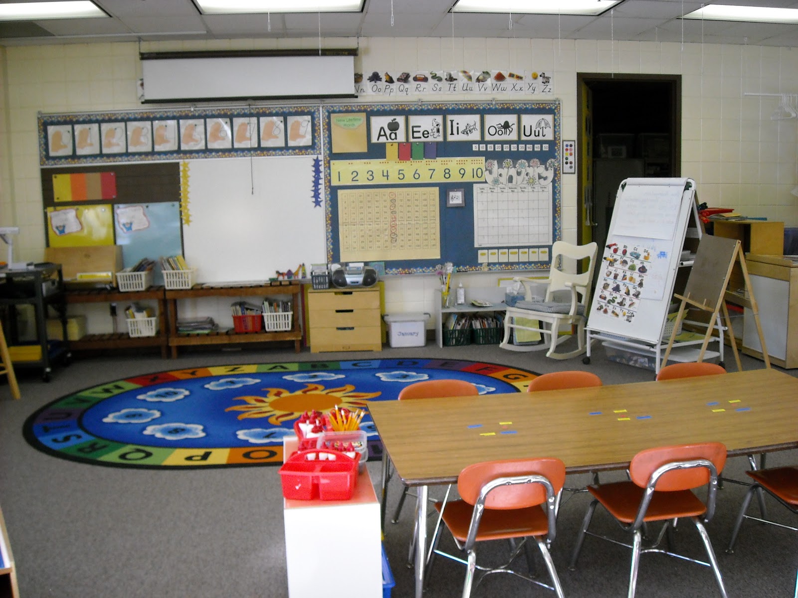 Mrs. Swanson's Kindergarten Blog - PM: Tour our Room
