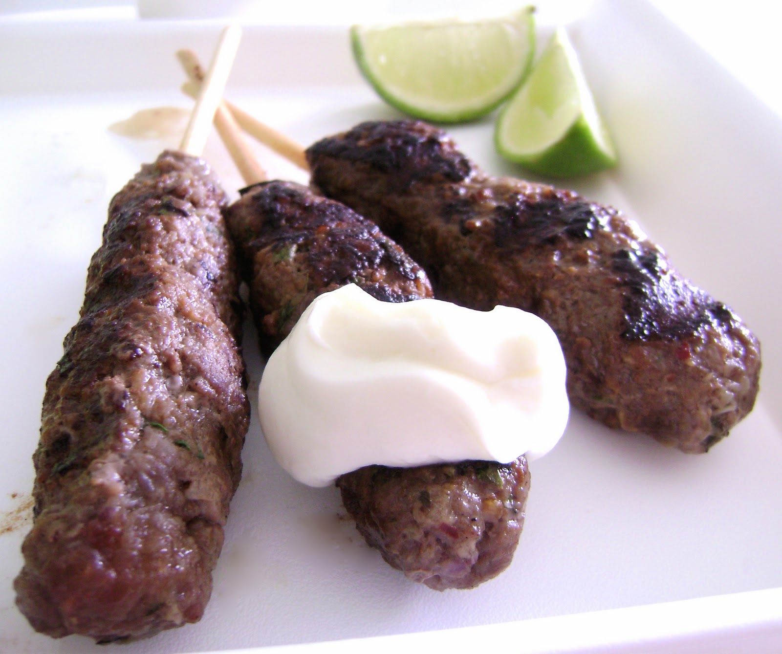 Chocorango (Español): Brochetas de Kofta en el sartén