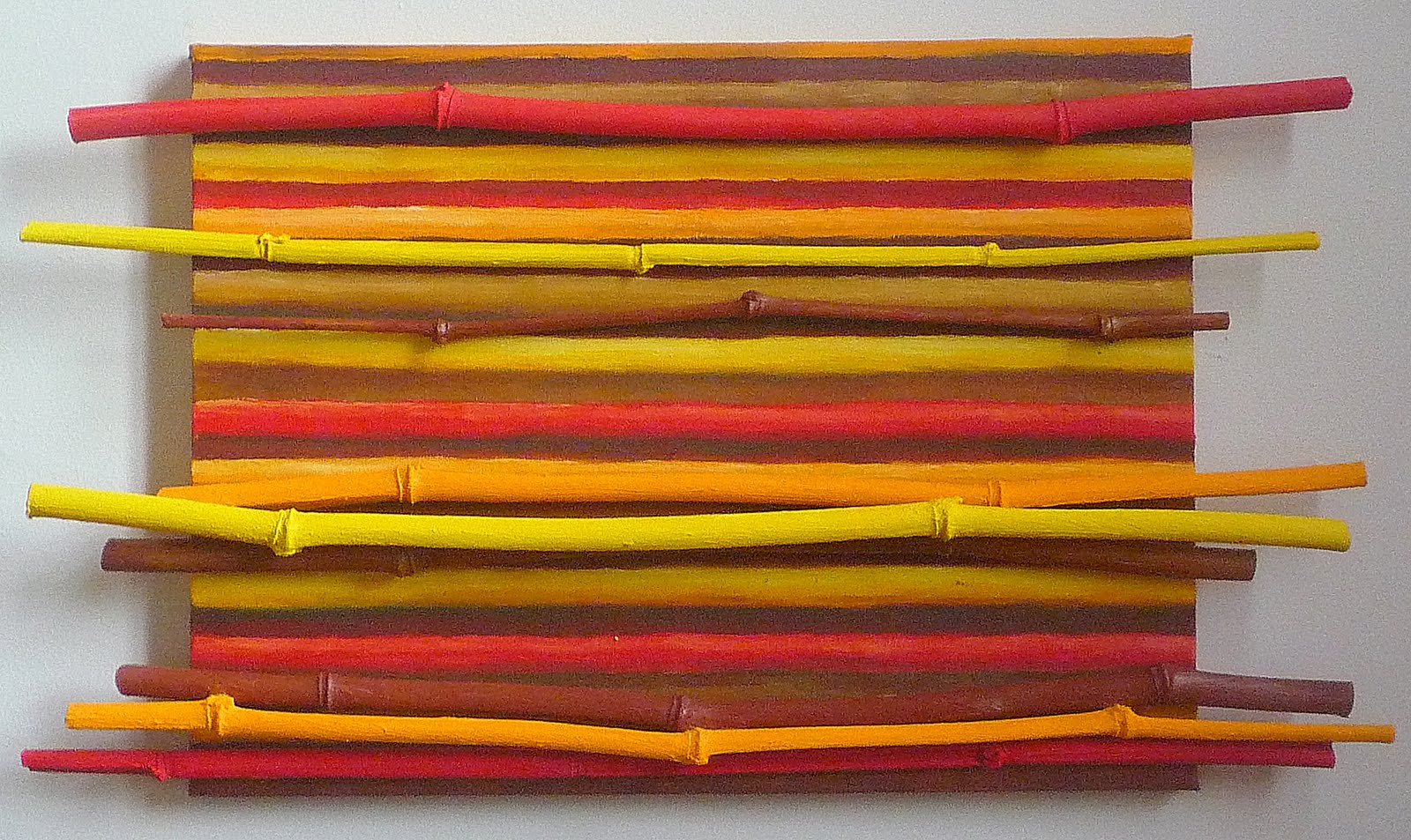 Garabatos Blancos: Bambu rojo