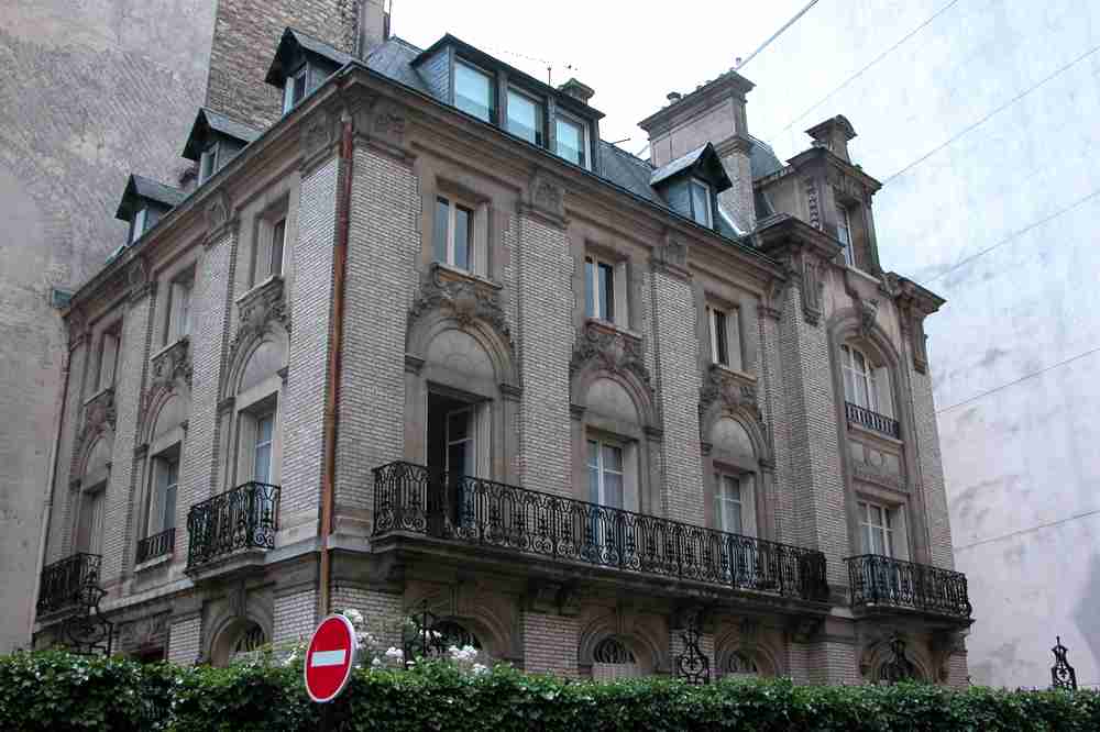 PARIS ARCHITECTURE: RUE SPONTINI
